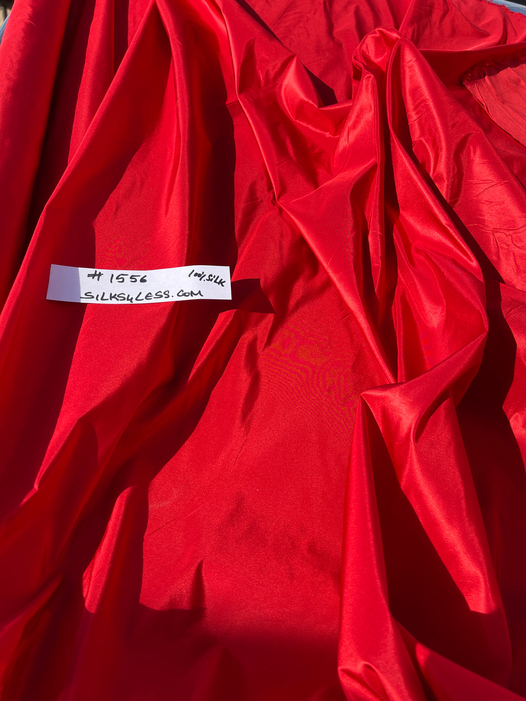 Fabulous Quality Silk Taffeta - QUITE RED!!! – Silks4Less