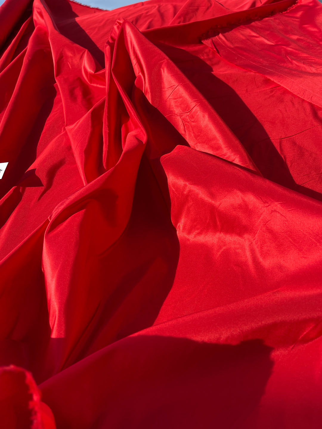 Fabulous Quality Silk Taffeta - QUITE RED!!! – Silks4Less